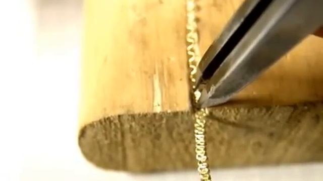 Ювелирные изделия из филиграннойпроволоки в этрусском стиле