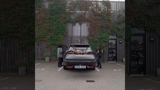 Автомобильный бокс на фаркоп Thule Santu