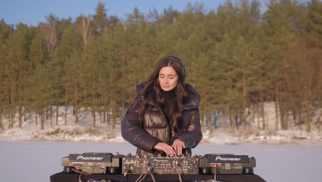 Korolova - Frozen Lake, Ukraine @_Live_@