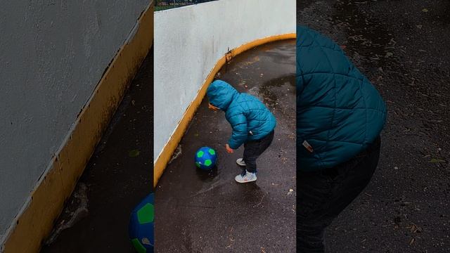 2025 05 01 ПРОГУЛКА ПОД ДОЖДЁМ 4К.mp4