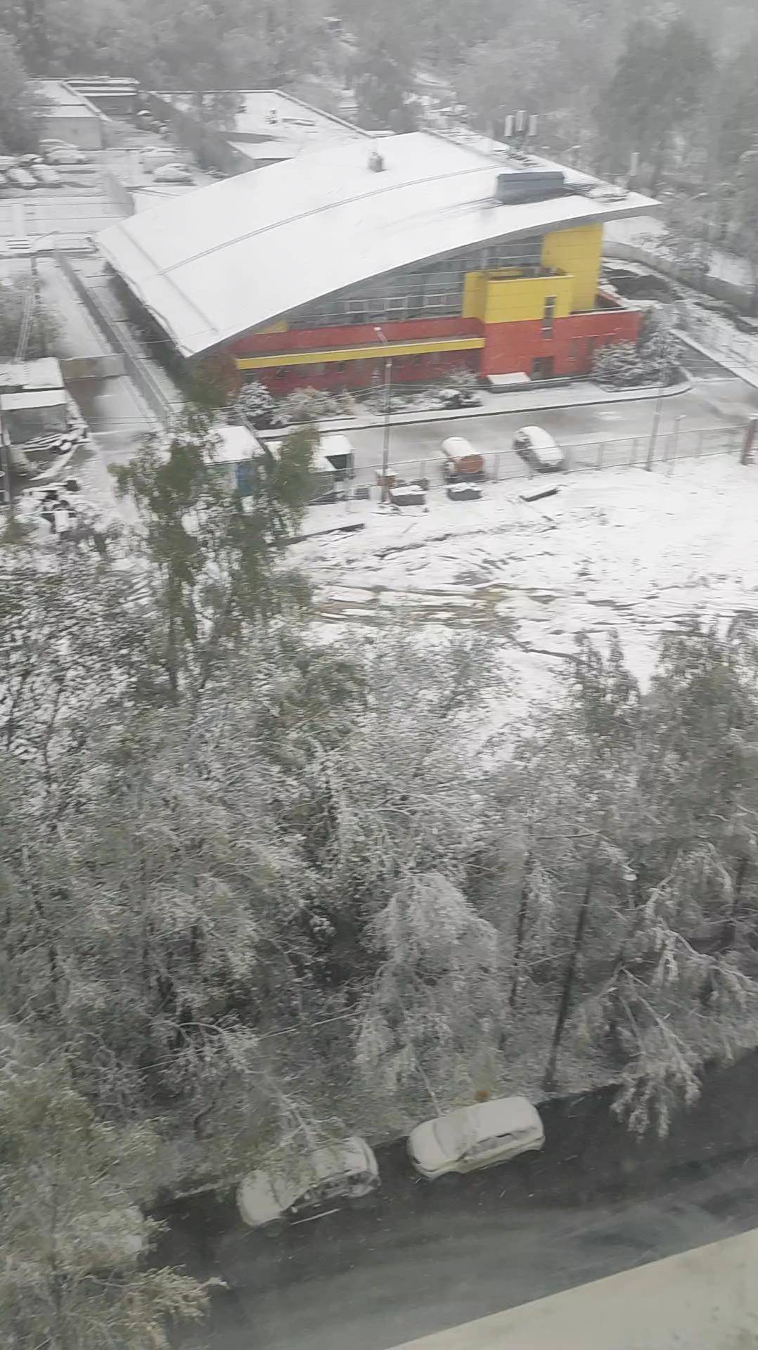 #Shorts Зимняя Москва 2 мая#город#ненастье