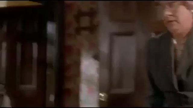 Трейлер фильма «Живая мертвечина» 1992