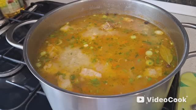 Vlog/8/ Щи со свежей капустой/ На ужин жаренная рыбка/ Рассада на 1 мая...