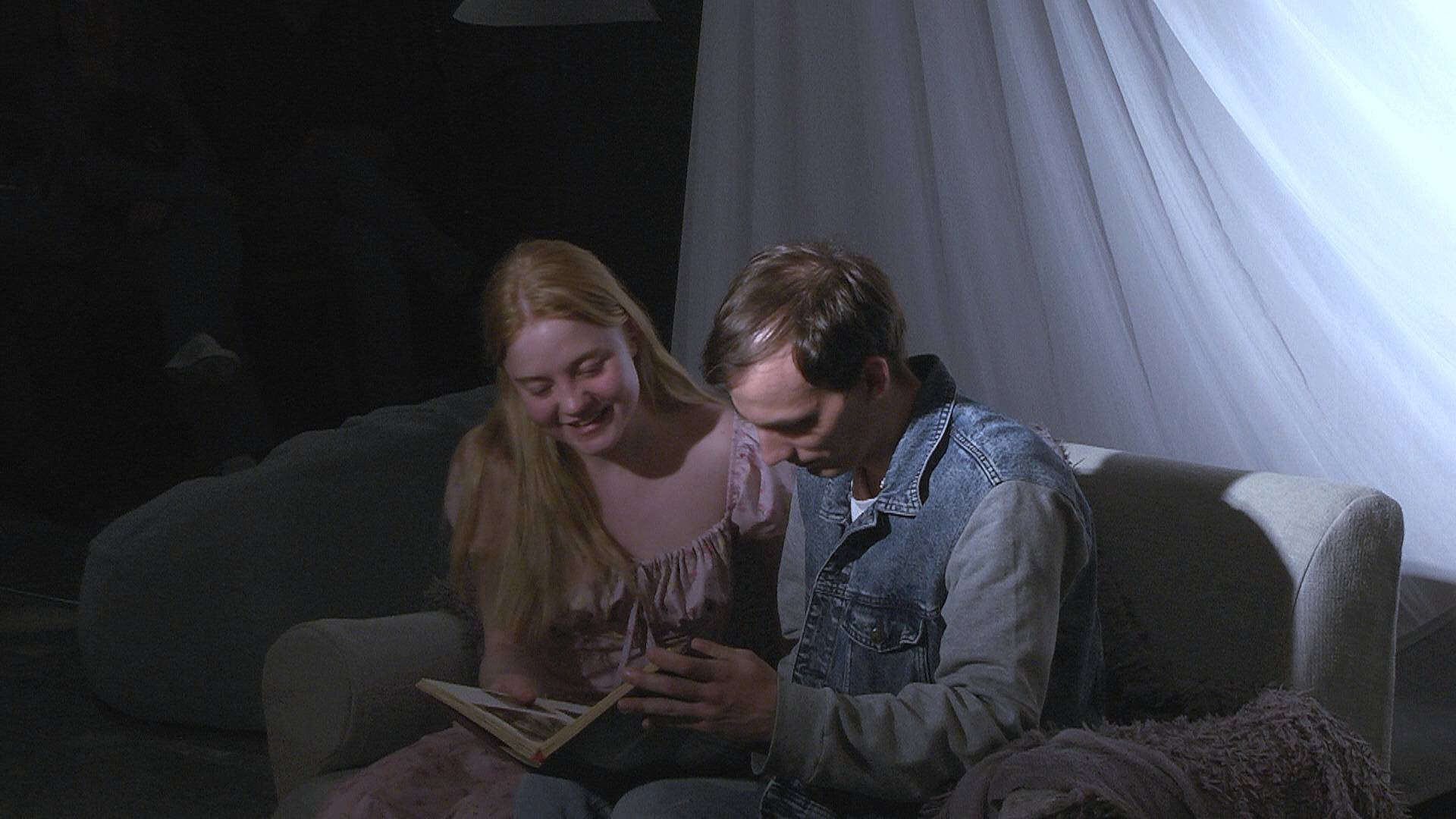 Премьера спектакля «Звонок. История одной песни» молодежной студии Театра Сатиры