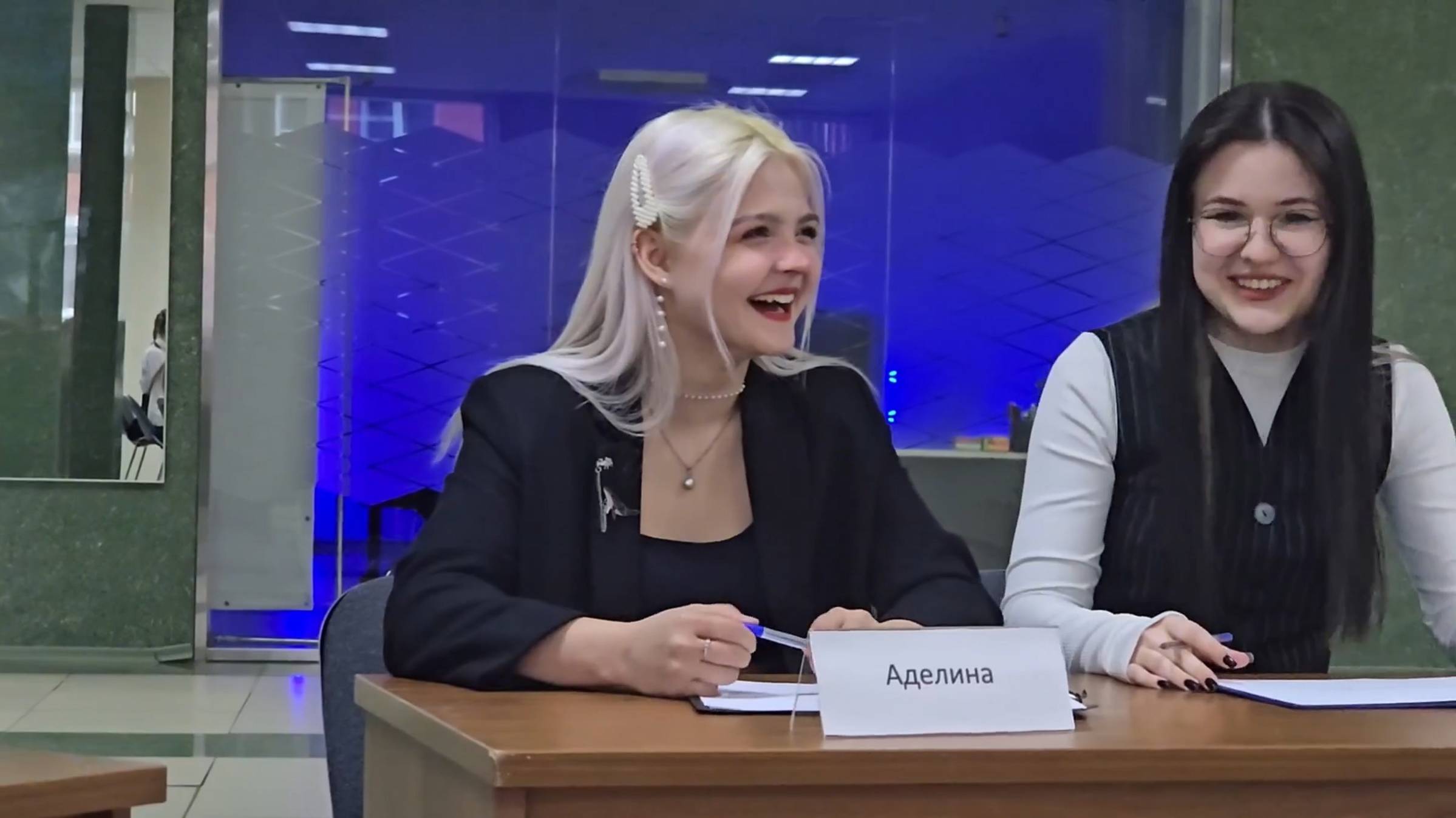 Мисс и Мистер ИКИТ 2025: интеллектуальный этап