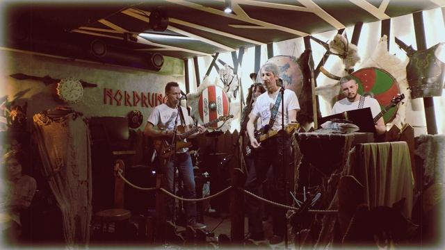 Группа YAK-40 Вопрос