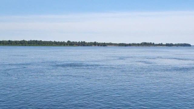 Волгоград, утро 3 мая 2025 набережная Высоцкого - паводок продолжается