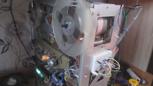 Электронное переключение скорости вращения тонвала Орбита 107. Часть 3.