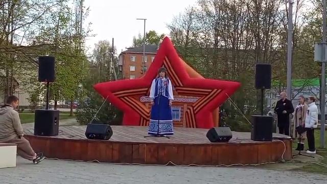 "Ржев" (Влад Маленько) - читает Валентина Старкова.