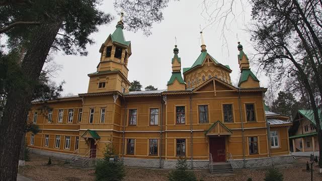 ЦЕРКОВЬ СВЯТОГО КНЯЗЯ ВЛАДИМИРА НА КАМЕ