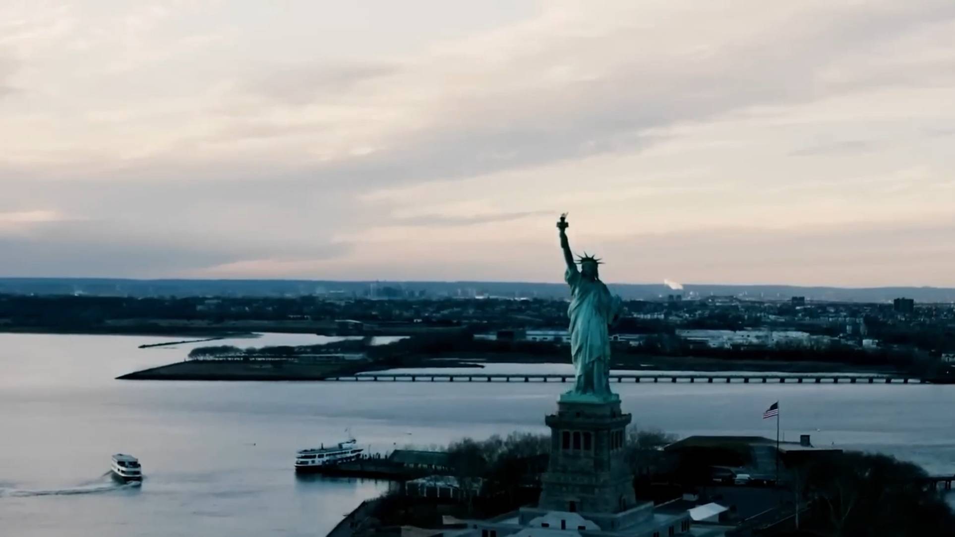 Нью-Йорк проваливается под землю