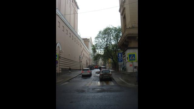 Бахрушины. Комплекс ДД в Козицком переулке и старый Купеческий клуб