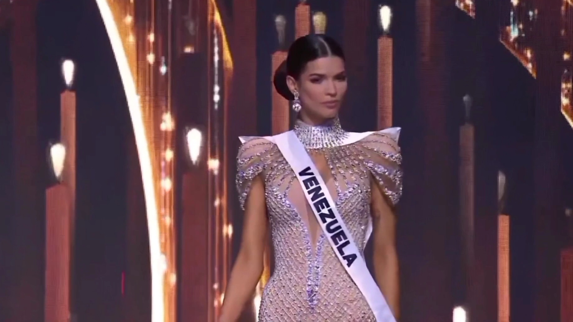 Венесуэла Вечернее платье Мисс Вселенная 2024 Топ 12 Venezuela Miss Universe 2024 (73) Evening gown