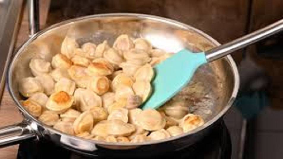 ПЕЛЬМЕНИ на Сковороде ! ПОТРЯСАЮЩЕЕ Горячее Блюдо !