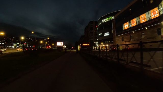 не смотрите на возраст ребенка,он все еще ребенок!