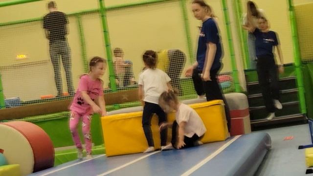 Гимнастика 4-5 лет, 4 мая 2025