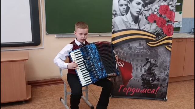 Степанов Павел. Братья Покрасс
" Три танкиста".