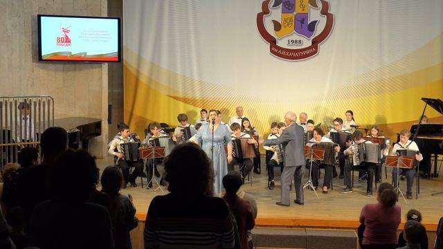 А.Пахмутова. «Поклонимся великим тем годам»