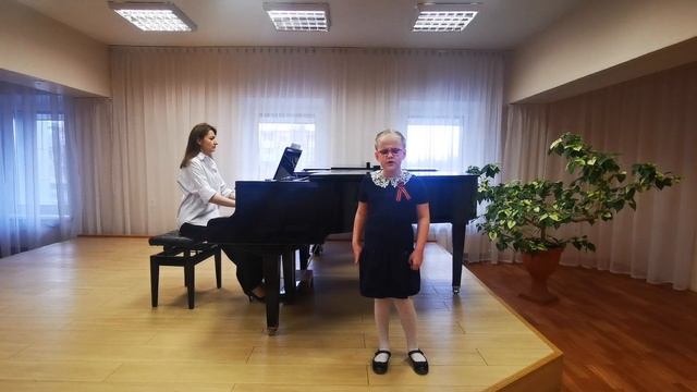 Бурдюх Ольга. Слова В. Мирясовой Музыка Н. Скворцовой «Песня о России».