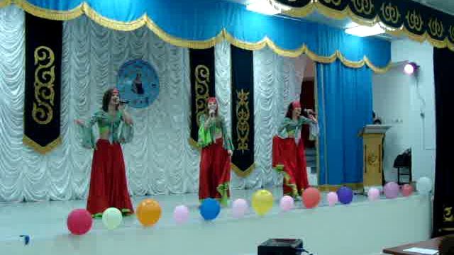 Старшая вокальная группа - Желаем (Песня Елены Ваенги)