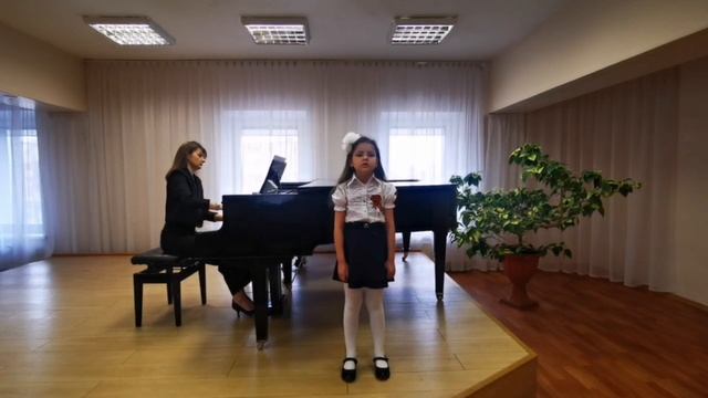 Касяник Мария.
Музыка Е.Зарицкой, слова В.Шумилина «Наследники Победы».