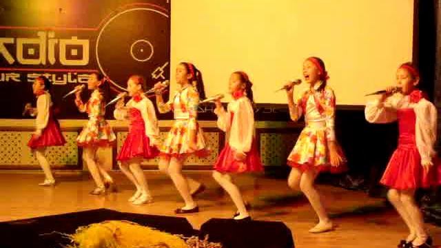 Вокальная группа Карамельки - Соседи