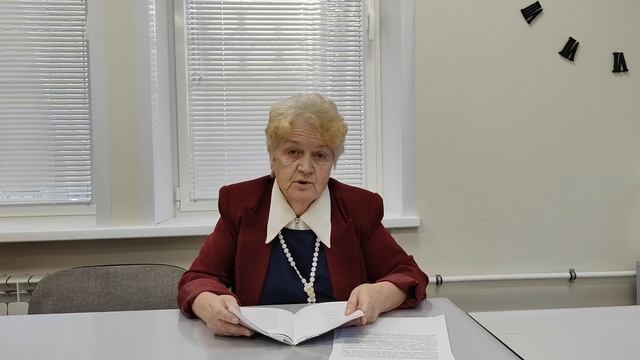 Людмила Нестяк "На комоде с фотками".