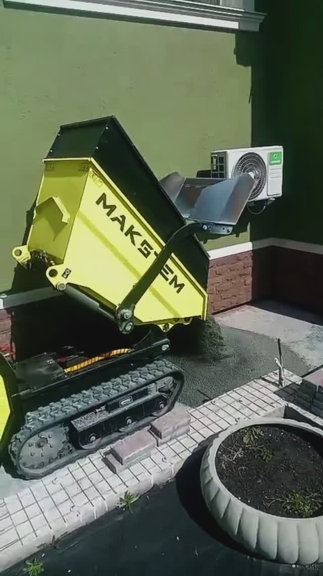 ДУМПЕР В РАБОТЕ ❯ ПОГРУЗЧИК MAKSTEM ❯ РАБОТА С ПЕСКОМ ❯ СДЕЛАНО В РОССИИ ❯ НАША ТЕХНИКА ❯ РФ