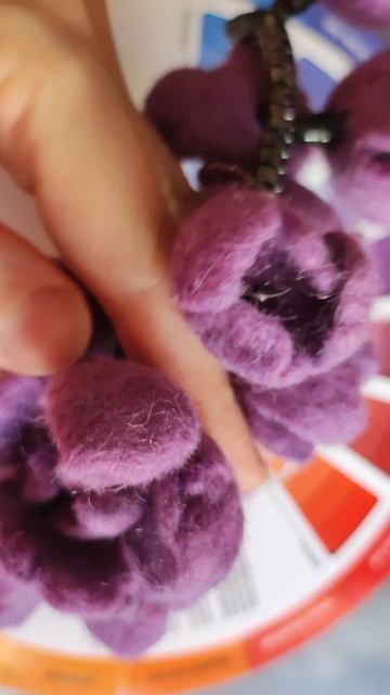 Войлочные цветы, ободок или ожерелье с гематитами