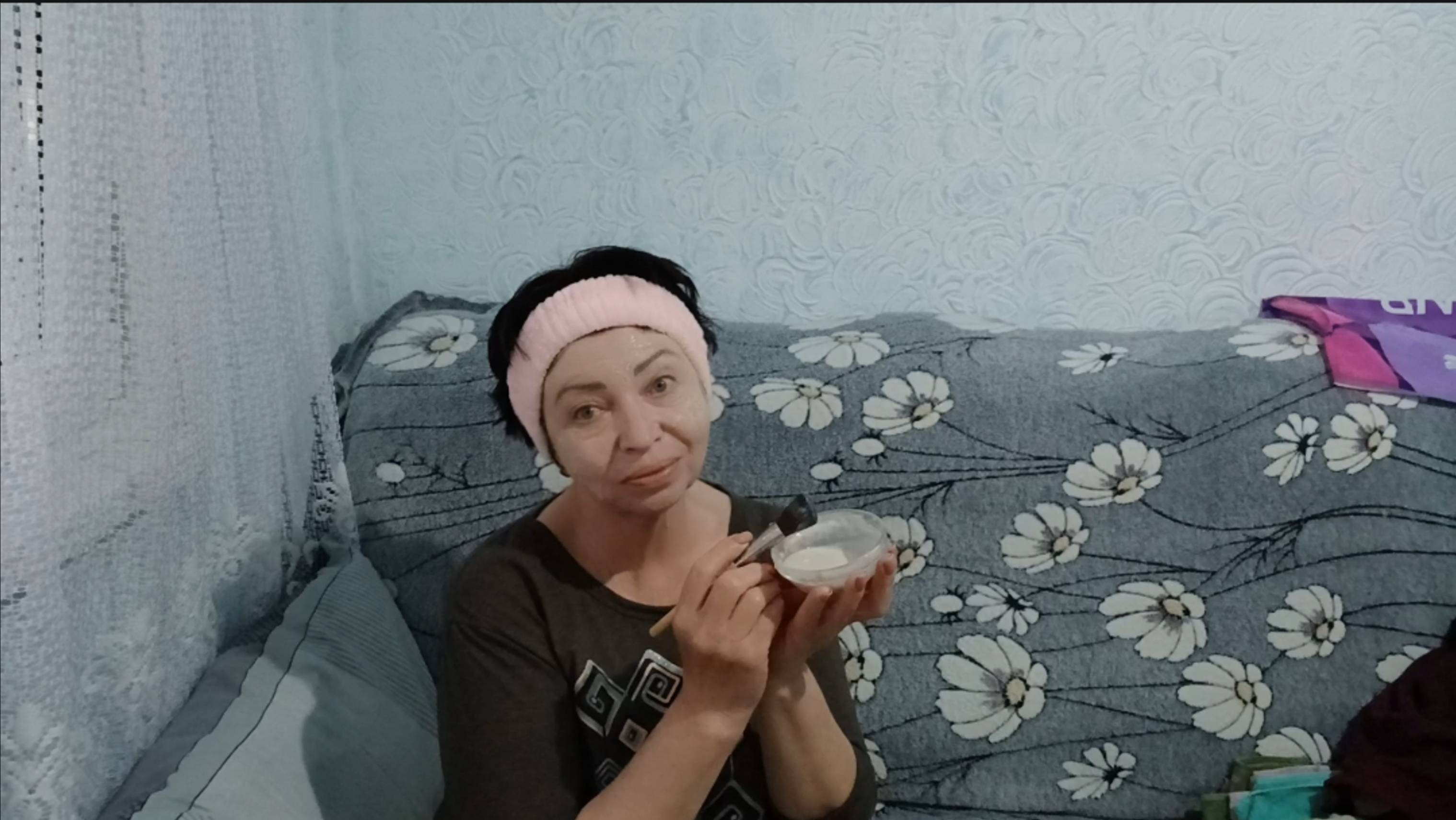 У меня нет МОРЩИН!Делаю 2раза в неделю Лицо молодеет даже в 70 лет!Домашняя маска для Увядающей кожи