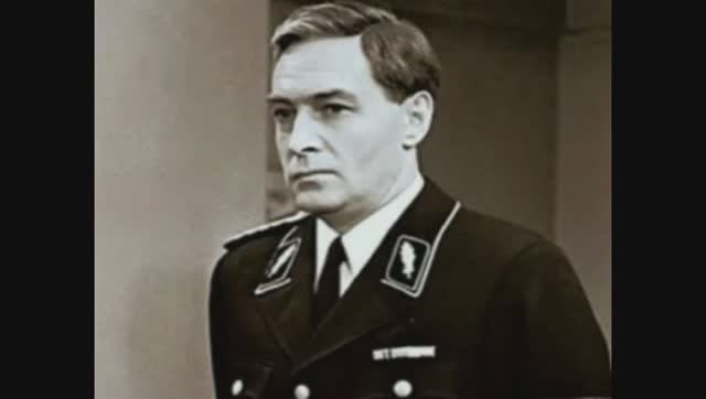 Специально к 9 мая подготив клип на песню из 17 мгновений весны на канале IvanGora Minecraft.