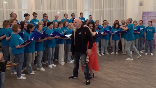 Сводный хор "Славное море", выступление на ночном концерте в ДКЖ 26.04.2025, профессиональное видео