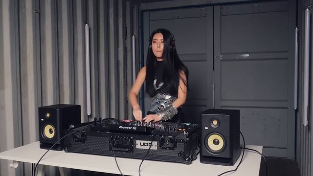 YOUNA - Live Mix 02 Dubai