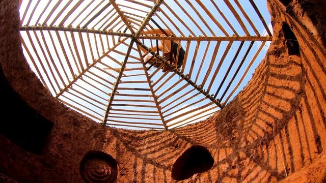 Как построить самый удивительный подземный бассейн, водную горку и секретный подземный дом