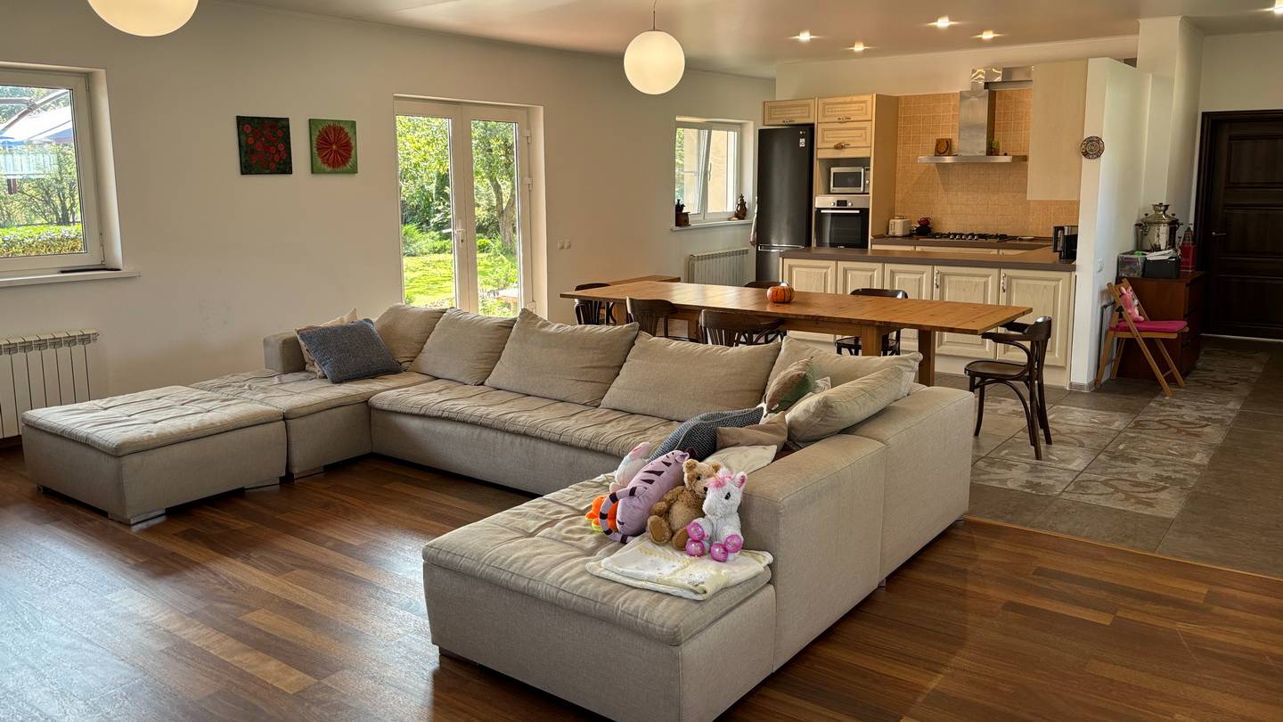 Уникальный коттедж 310 кв.м. в 5 минутах от сквера Мира.