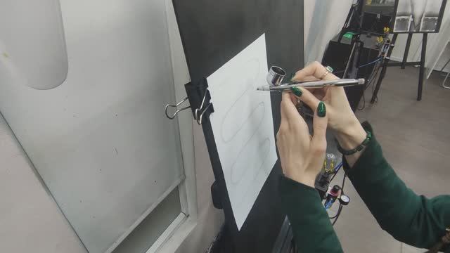 🖌️✨ Первое упражнение для постановки руки - "Змейка"! ✨🖌️