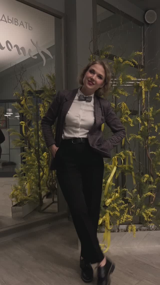 Ксения Пир - поющий ведущий в Нижнем Новгороде.