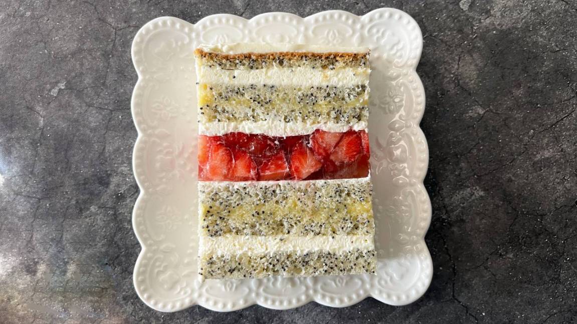 Летний торт ВДОХНОВЕНИЕ с клубничным желе