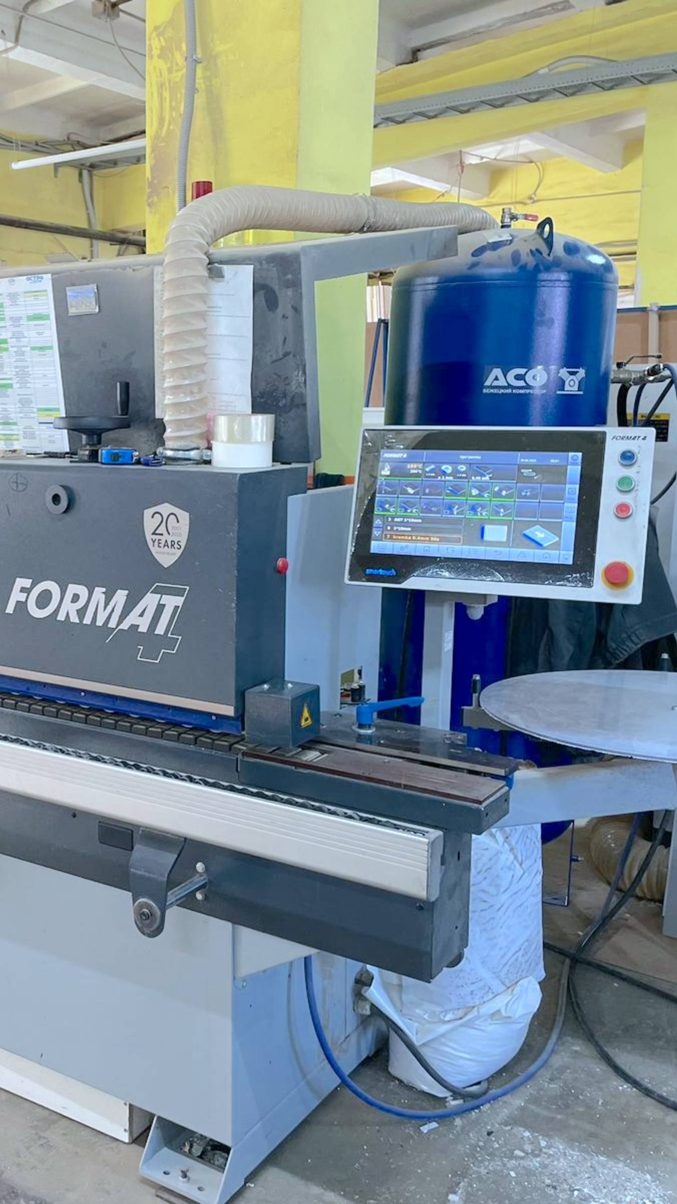 Format-4 Tempora F400 45.03, кромкооблицовочный станок с прифуговкой, б/у, 2020г.