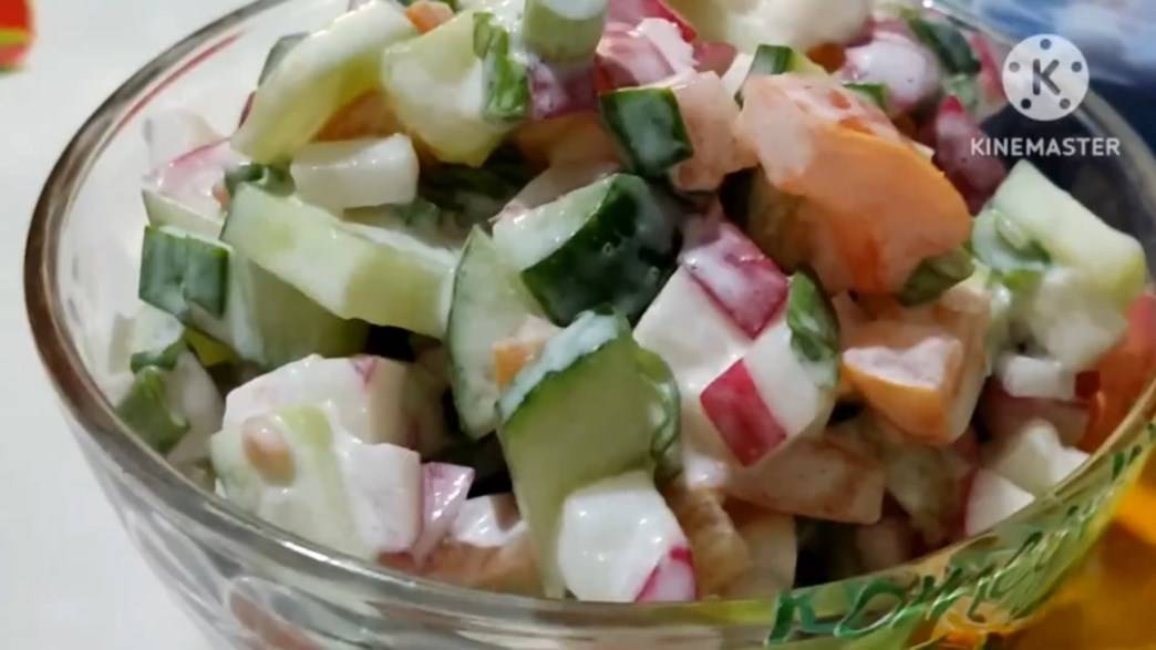 Легкий быстрый салат на каждый день или на праздничный стол. Салат из доступных продуктов