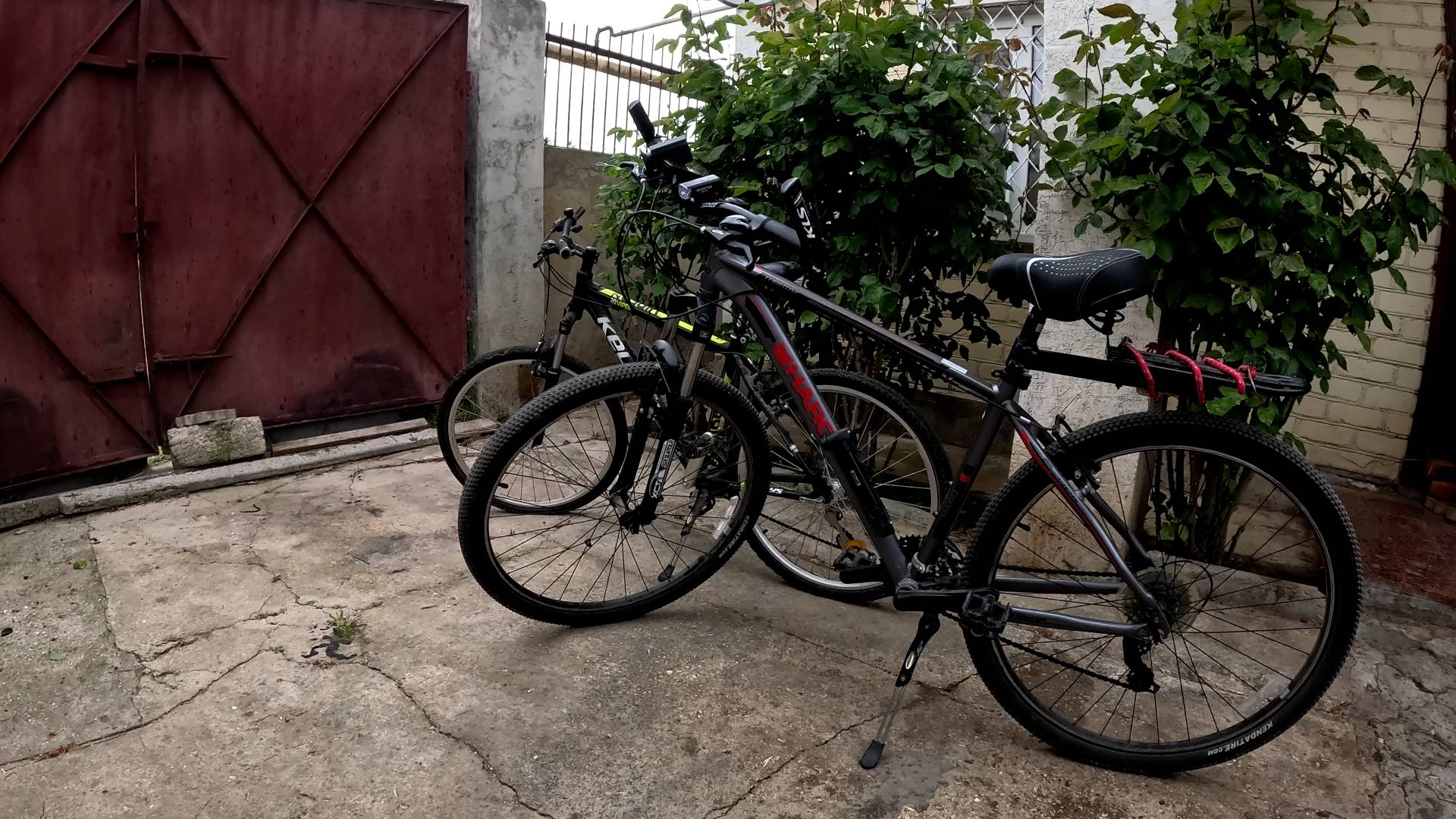 Бензиновый апгрейд для велопутешествий: свобода 100 км на 2,5 литра!