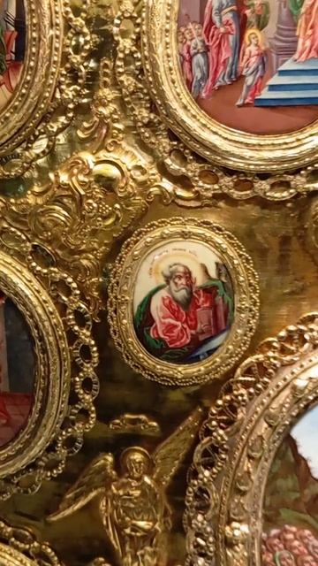 Икона с эмалевыми миниатюрами 1760-1770 годы.