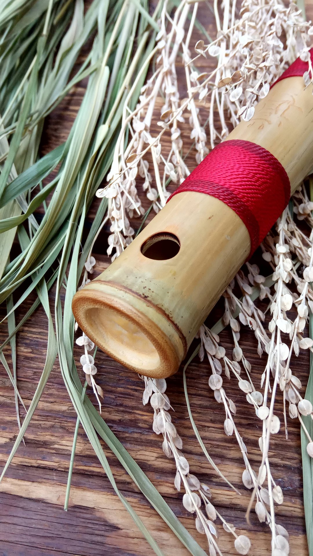 Импровизация на бамбуковой флейте бансури.