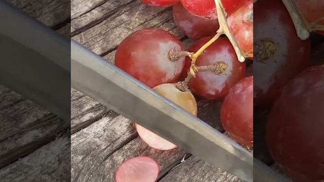 Нож_узбекский_УНИВЕРСАЛЬНЫЙ_Тест_с_виноградом