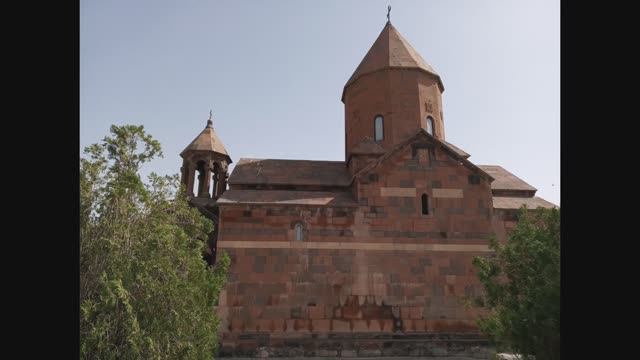 Посмотреть Арарат в Армении