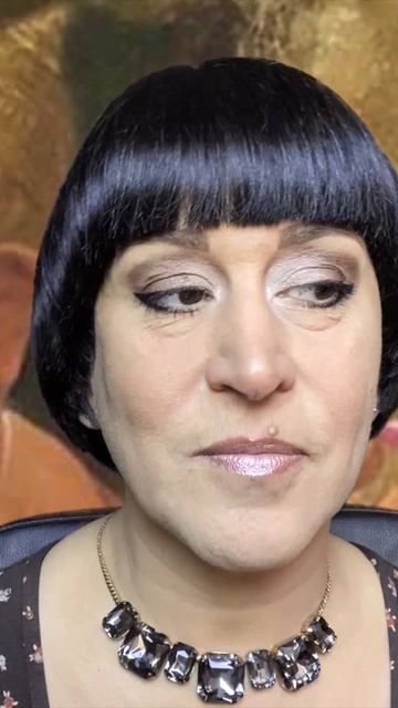 Куладжаа. Богиня Парвати не родила сына Ганешу из своего лона, но создала его рукотворно