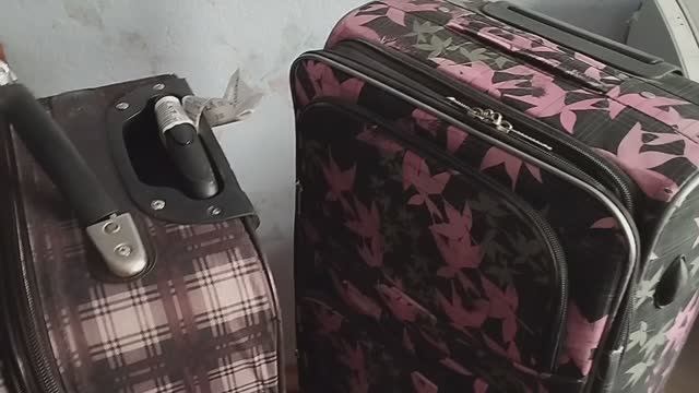 Такие чемоданы не берите! Они сломаются в первой поездке