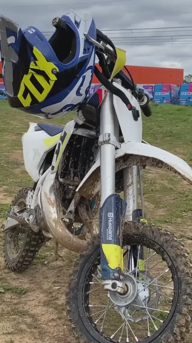 Мотокросс - детская тренировка. Тренер Юрий Глухов.