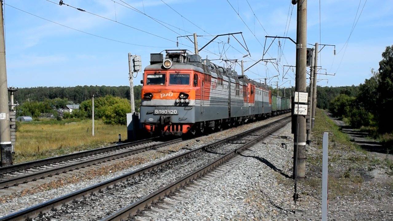 Электровоз ВЛ80С-120 с перегоняемым 2ЭС6-472 "Синара"