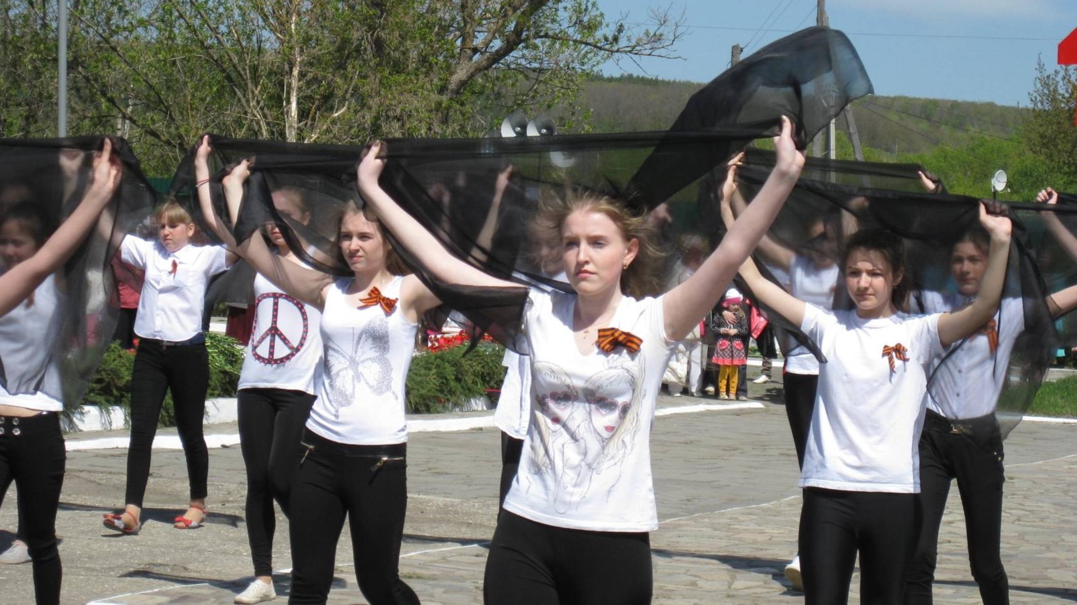 Весна Победы - потрясающая хореографическая сюита. Балетмейстер Марина Панфилова Каменка 9 мая 2015